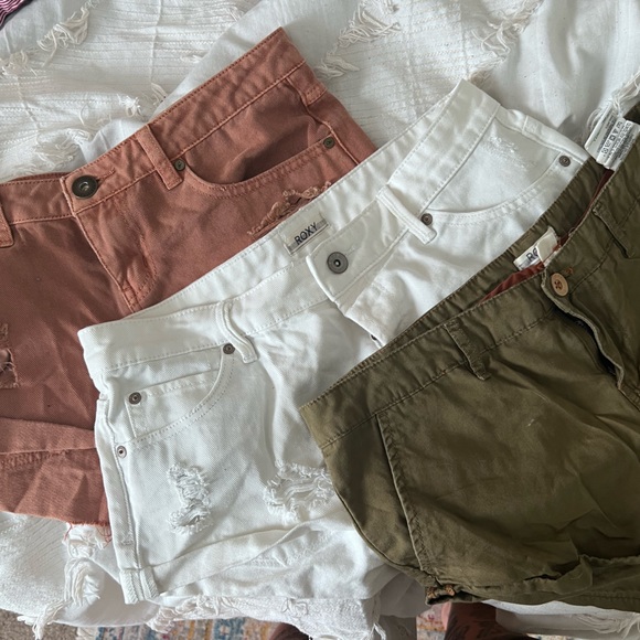 Roxy | Shorts | Surf Brand Shorts Gently Worn Oneill And Roxy | Poshmark